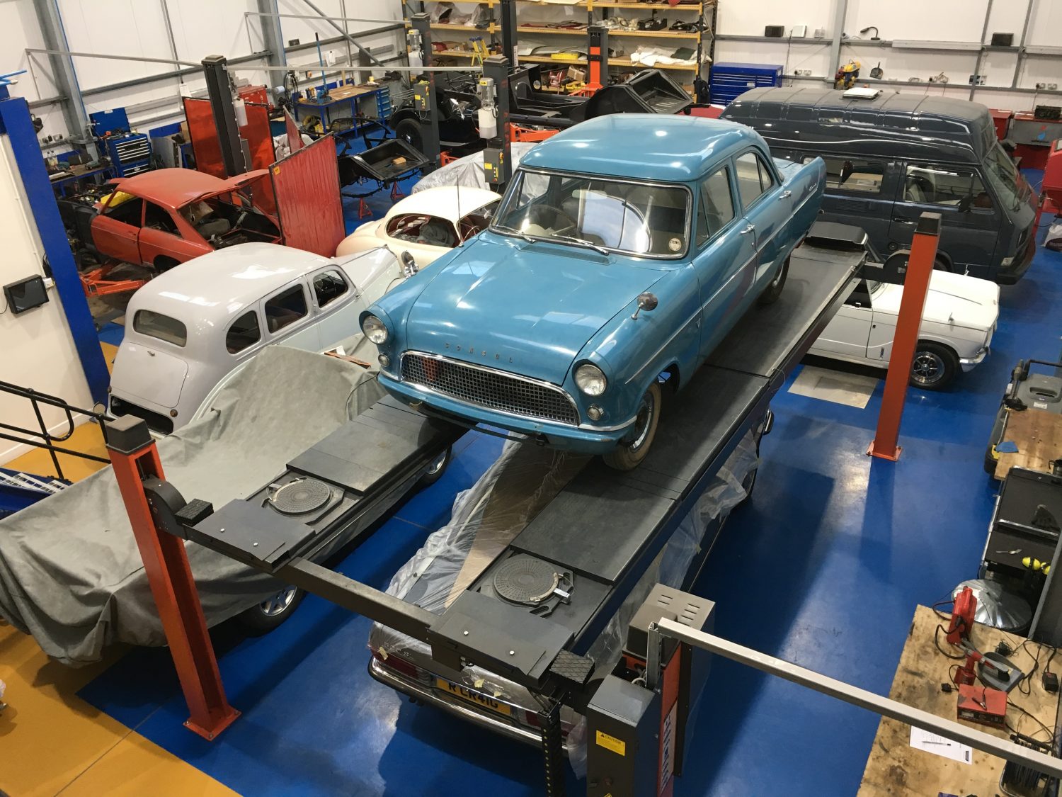 Bridge Classic Cars: The Workshops - Bridge Classic Cars