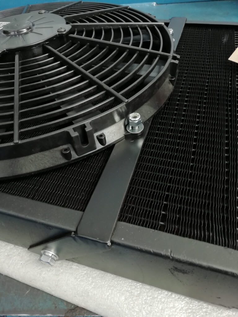 New fan and new overhauled radiator - Bridge Classic Cars