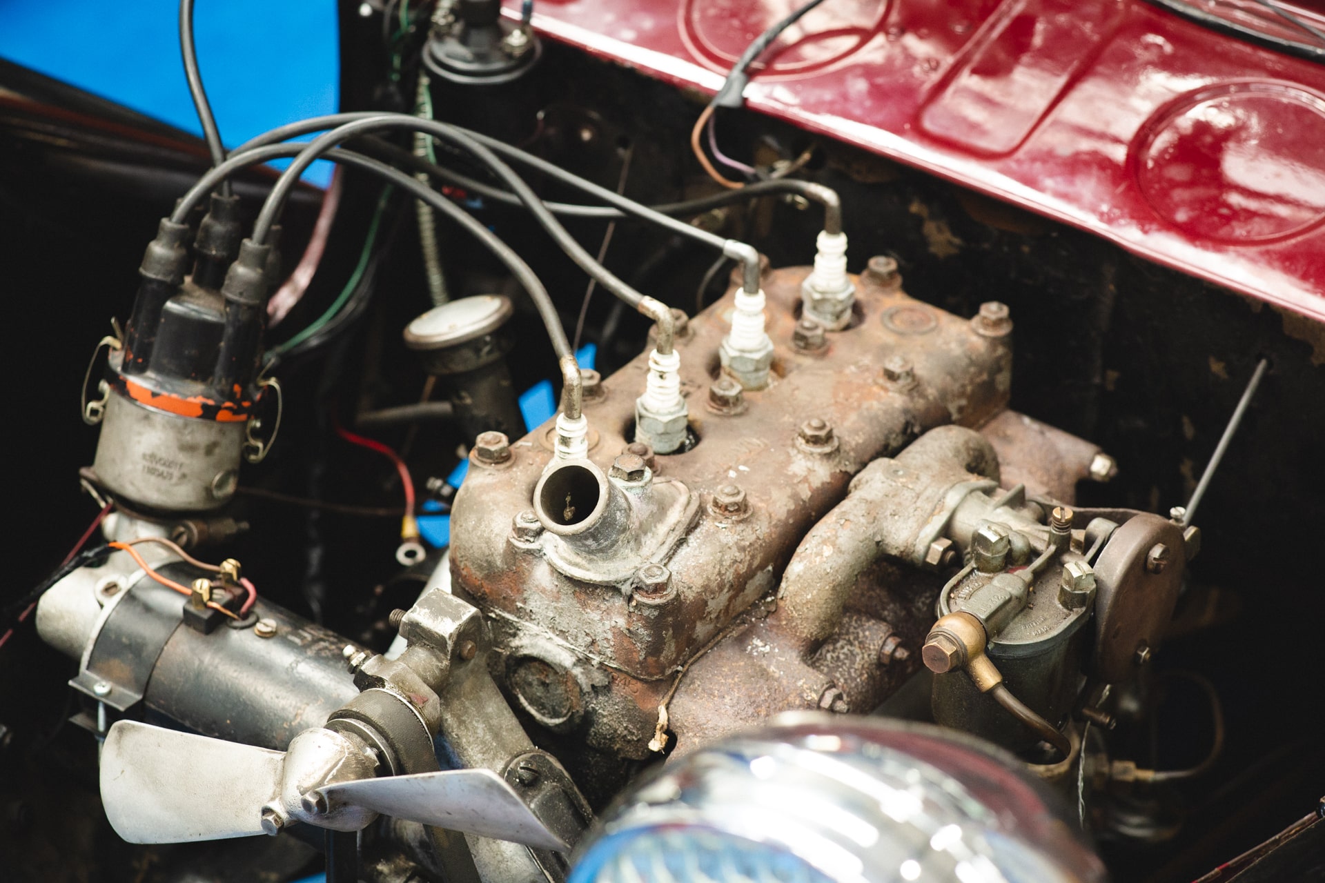 In-Place - Reinstalling the Engine and Gearbox of the 1933 Austin 7 ...