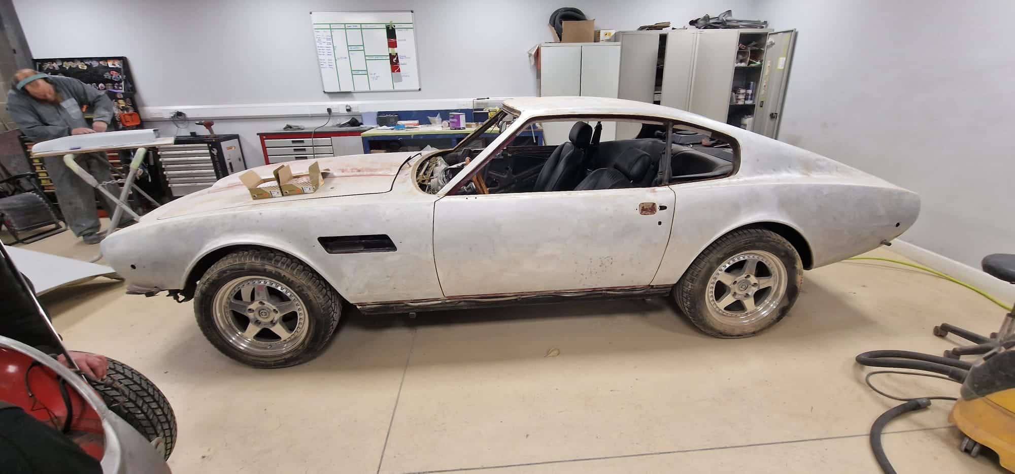 Back To Metal - Bridge Classic Cars