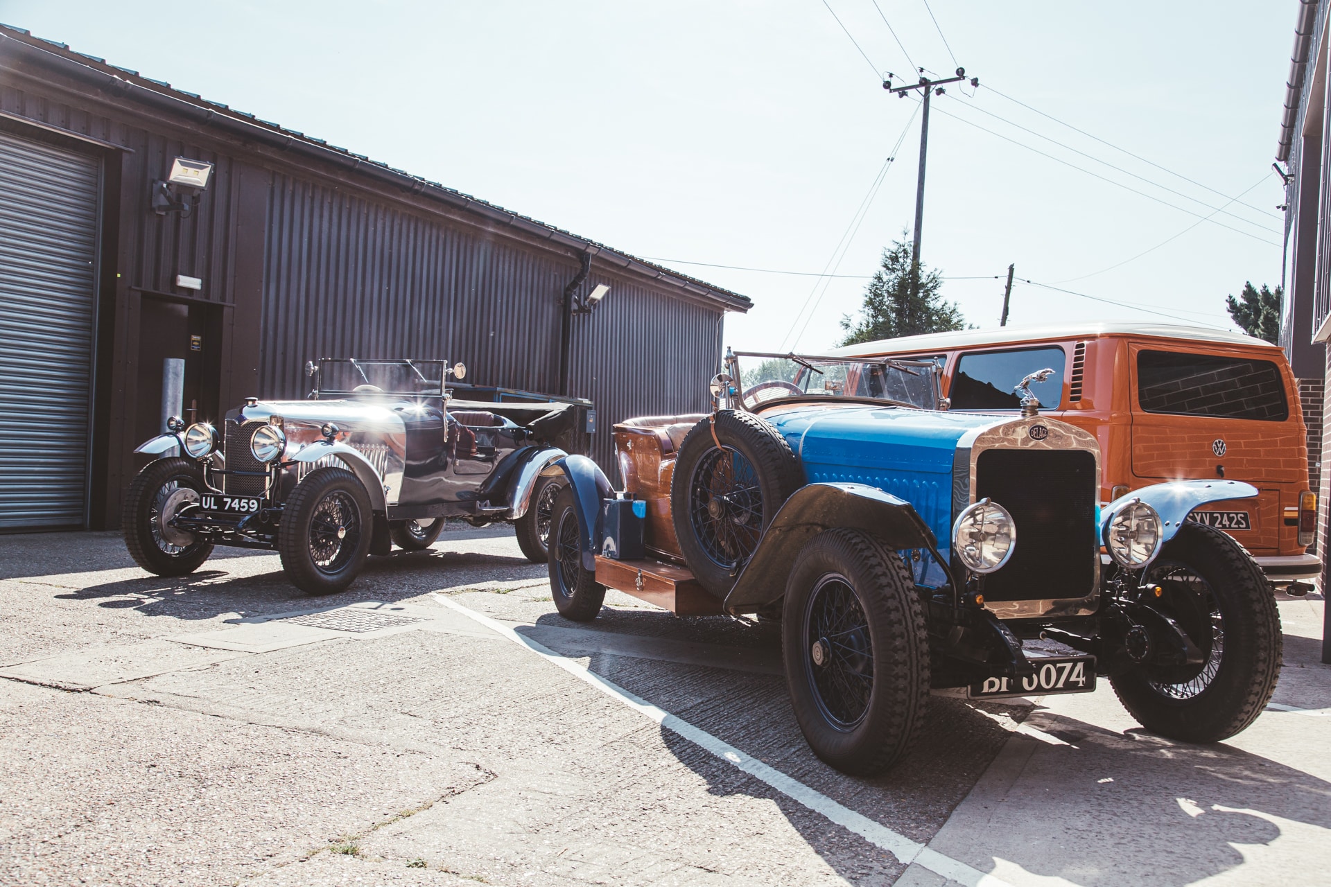 Two Beautiful Classics - Bridge Classic Cars