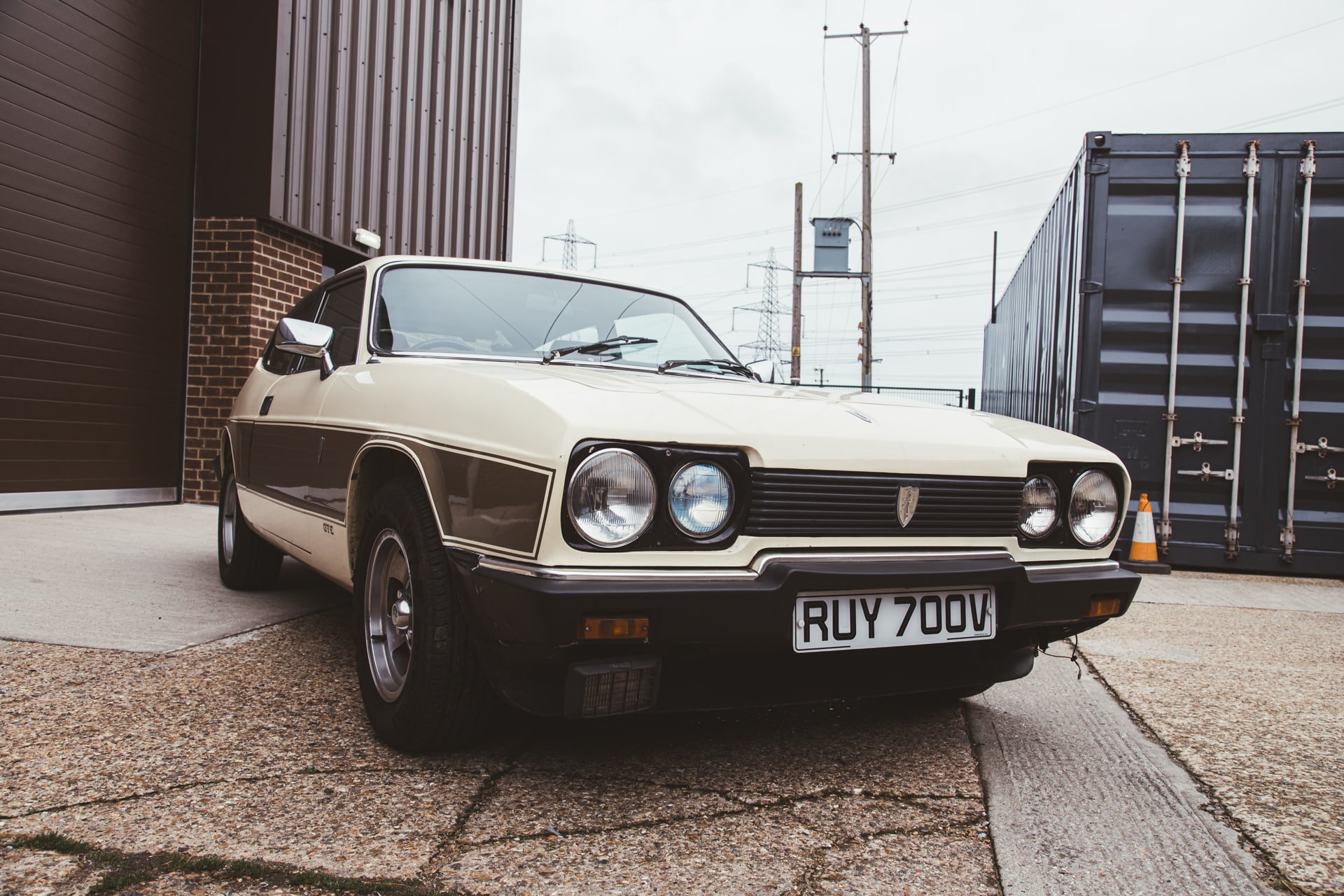 Just Arrived - Reliant Scimitar GTE - Bridge Classic Cars