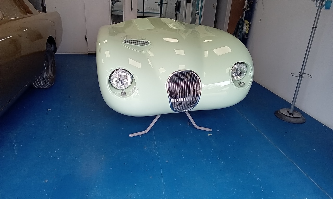 C-Type Bonnet - Bridge Classic Cars