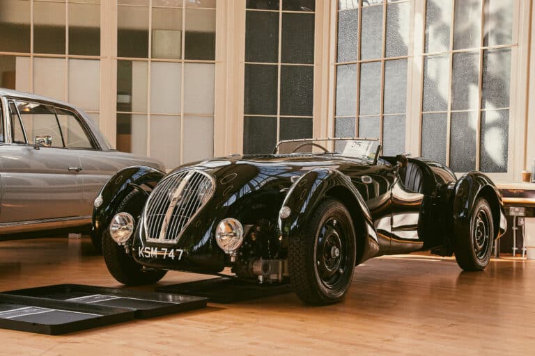 H&H Classics Buxton Auction - Bridge Classic Cars