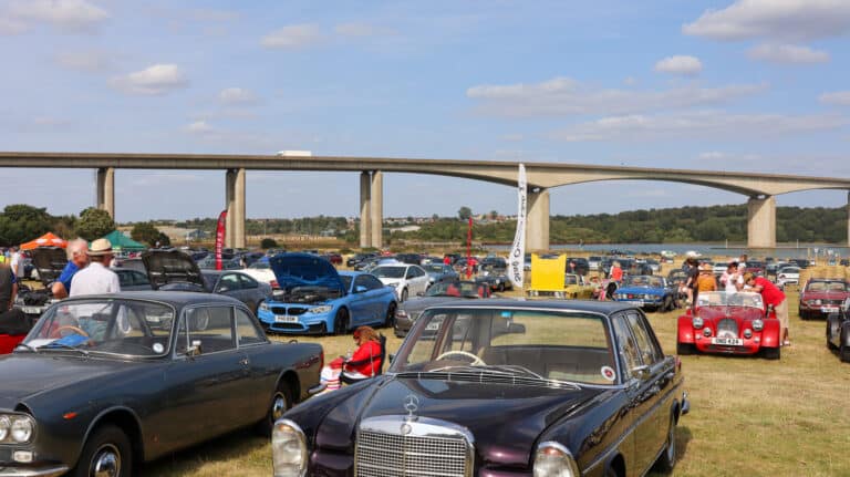 Classic And Sports Cars By The Bridge 2025 - Bridge Classic Cars