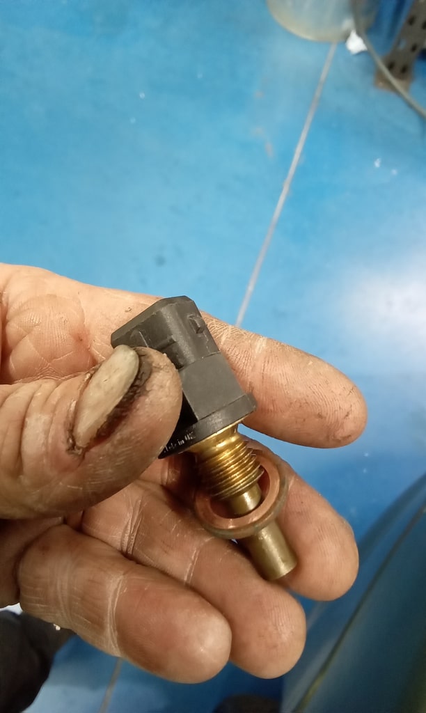 Repairing the 1995 Aston Martin DB7 - Bridge Classic Cars